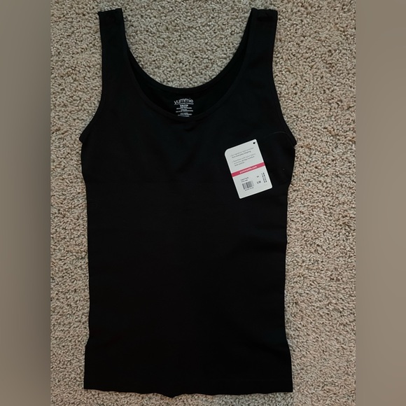 yummie tummy | Intimates & Sleepwear | Nwt Body Shaping Layering Tank ...